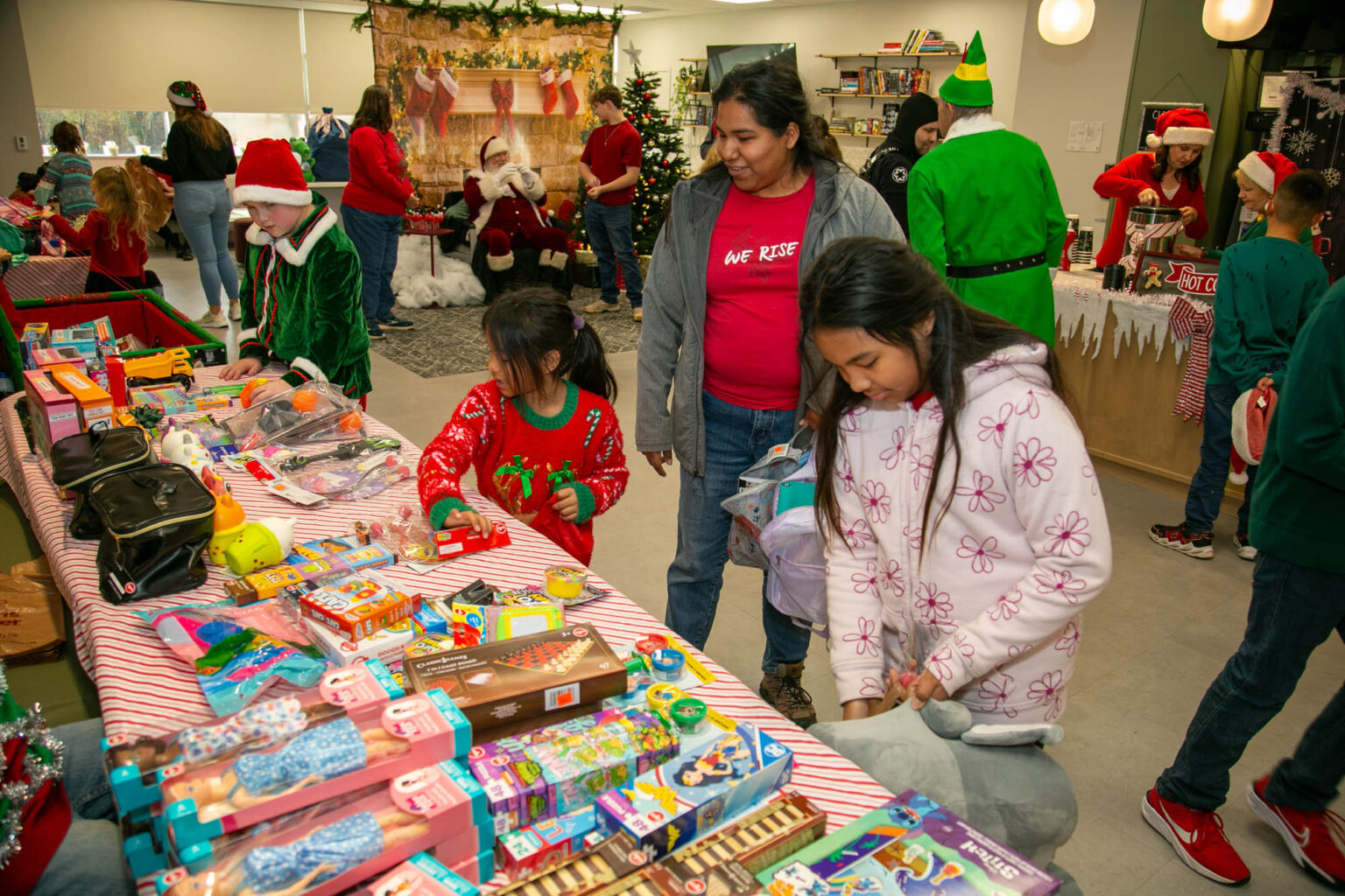 4th Operation Christmas Blessings Bring Cheer to Veterans & First ...
